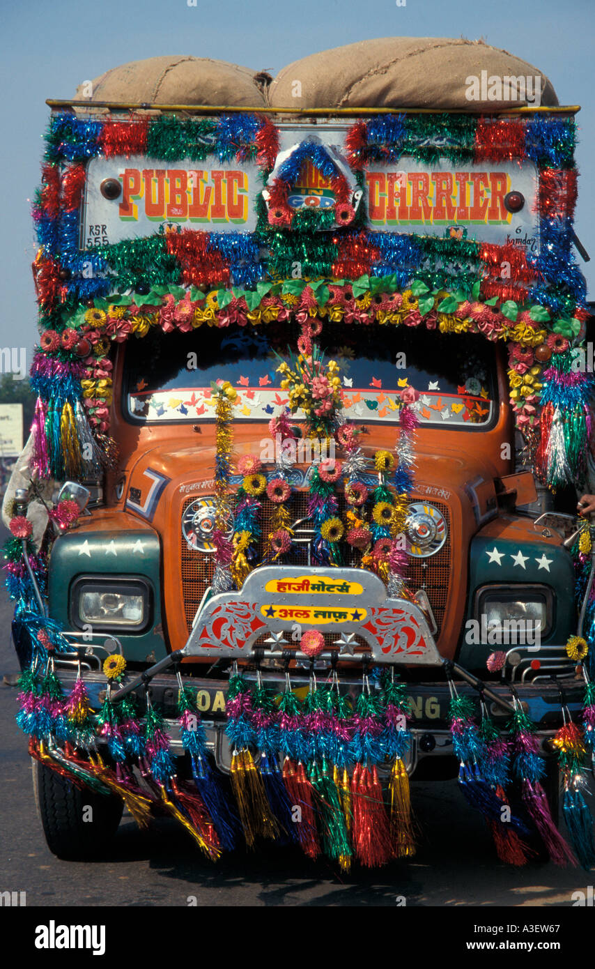 Decorated bus hi-res stock photography and images - Alamy