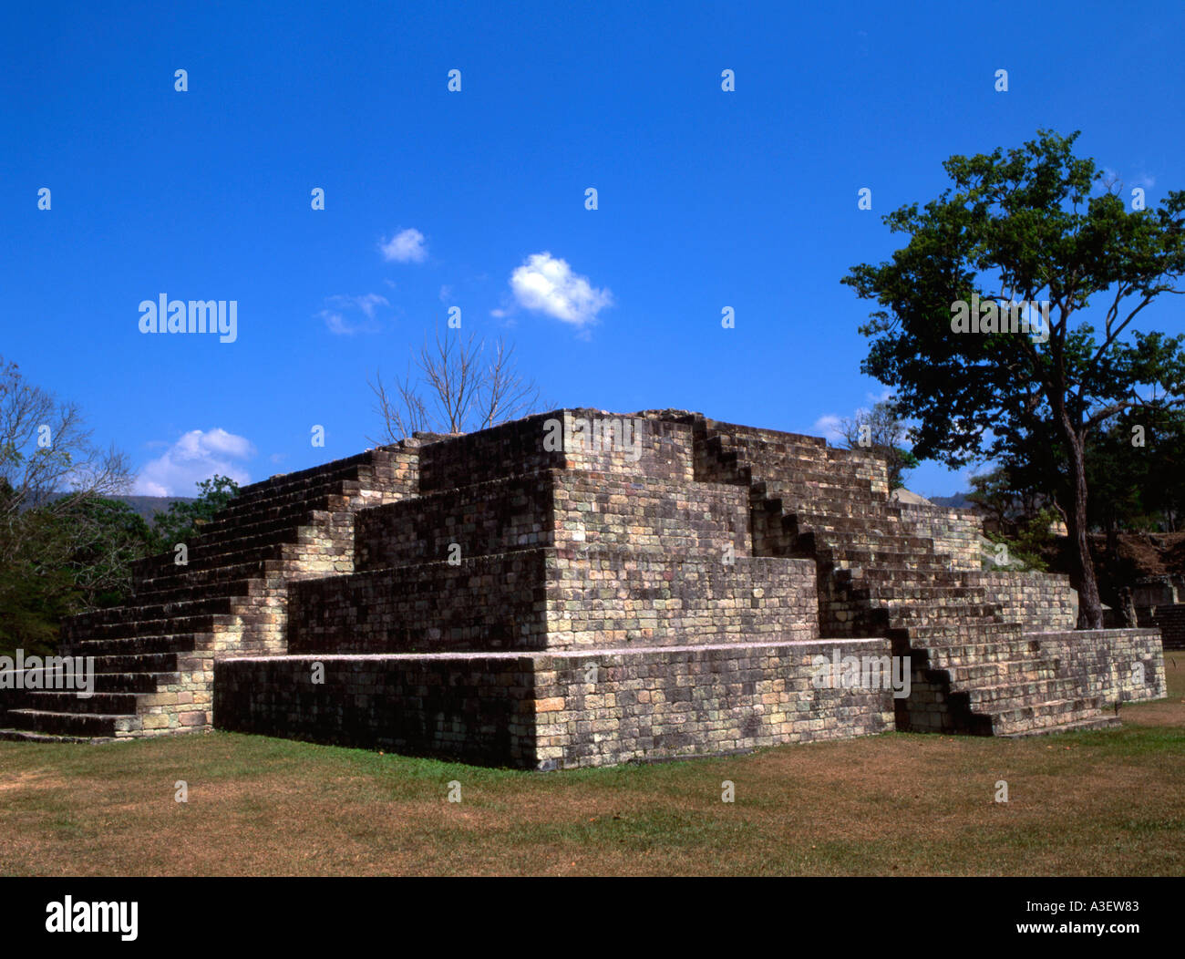 Mayan city copan hi-res stock photography and images - Alamy