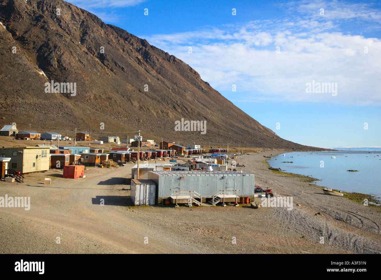 Inuit structures hi-res stock photography and images - Alamy