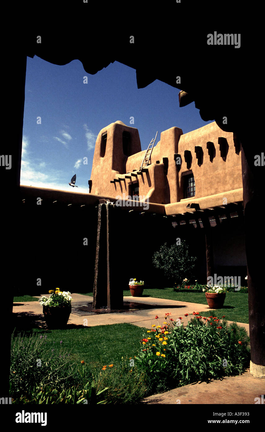 Museum of Fine Arts courtyard Santa Fe New Mexico Stock Photo - Alamy