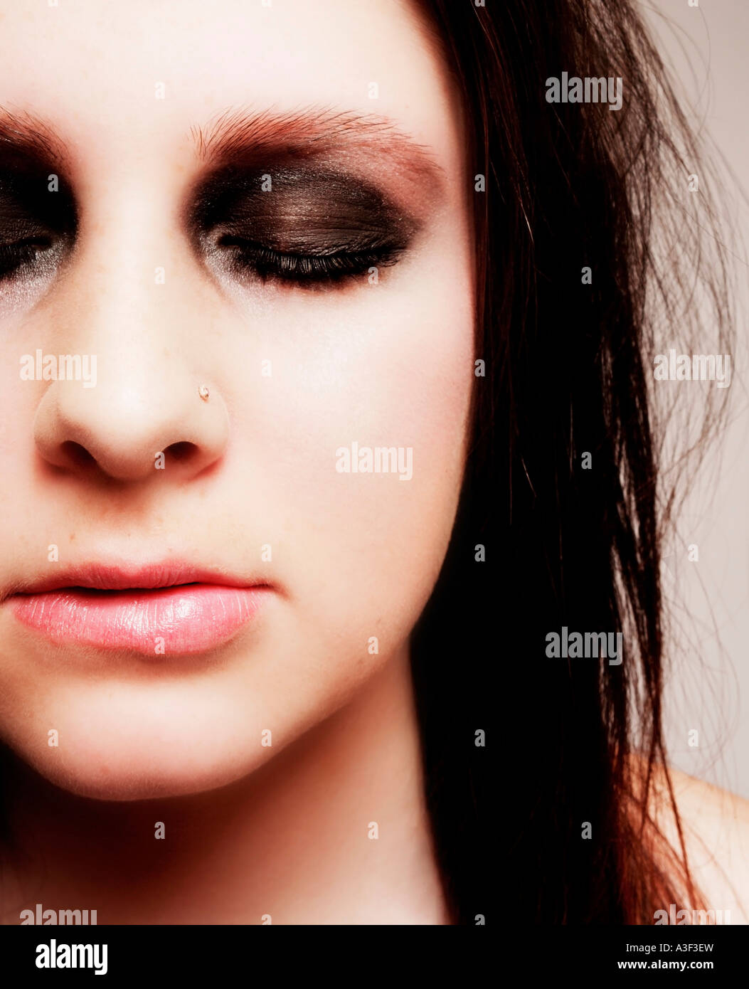 Pained face hi-res stock photography and images - Alamy