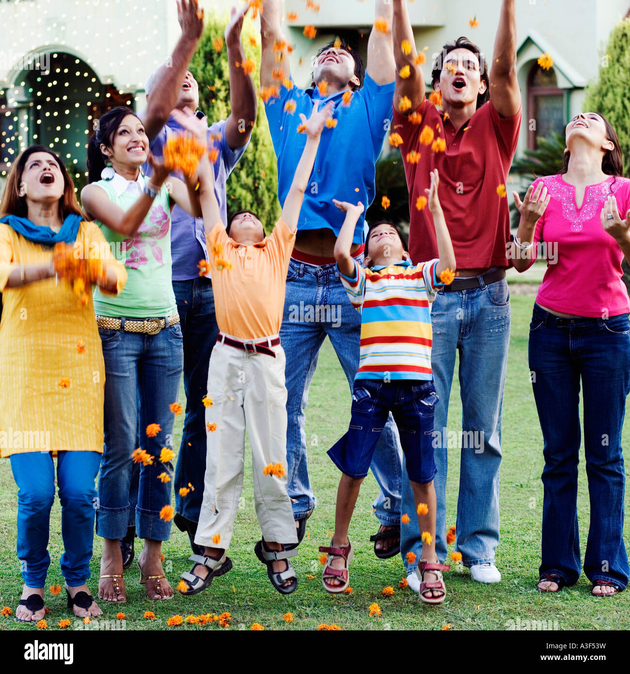 Father tossing child up hi-res stock photography and images - Alamy