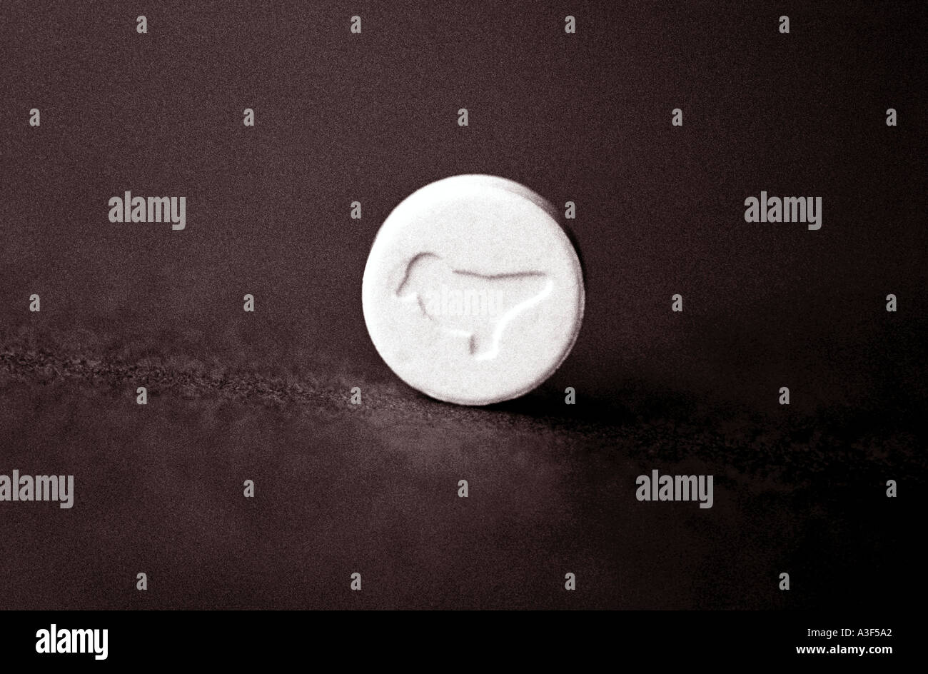 Ecstasy pill hi-res stock photography and images - Alamy