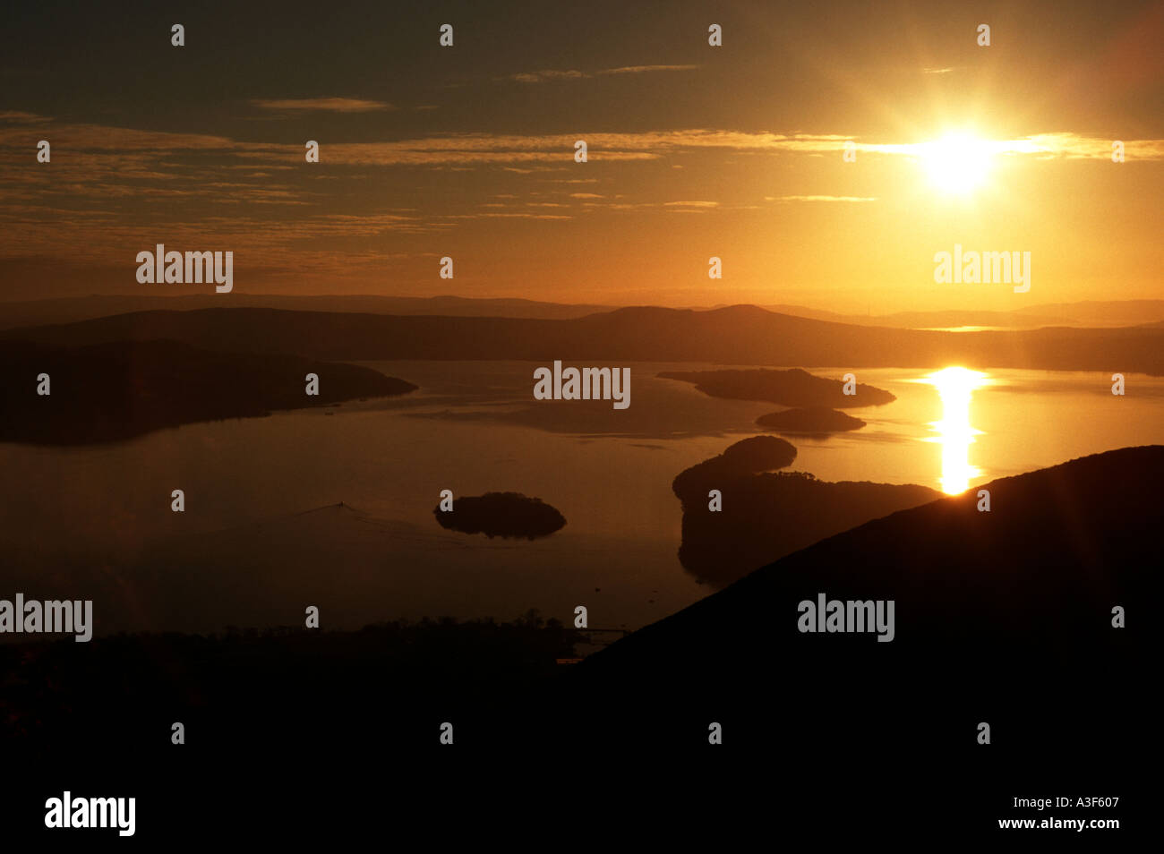 Lock lomond sun hi-res stock photography and images - Alamy