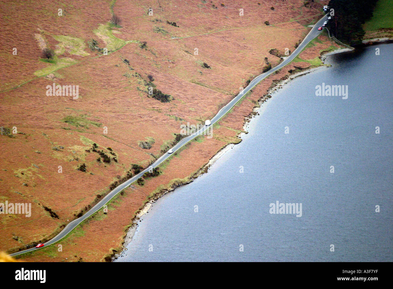 Lake side road next to Crummock Water in Cumbria Stock Photo - Alamy