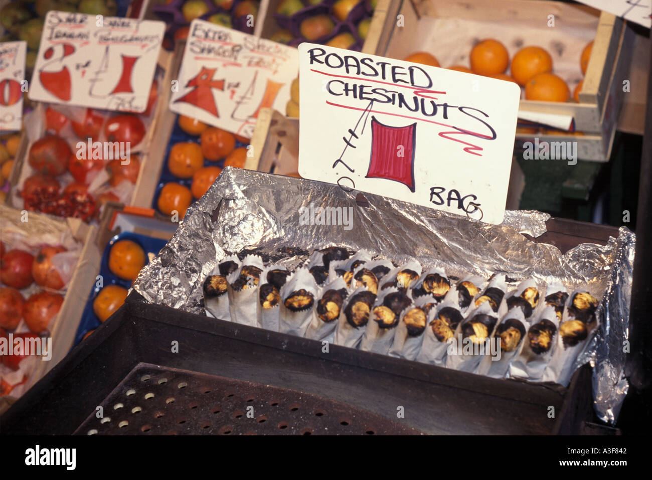 Roasted chestnuts london hi-res stock photography and images - Alamy