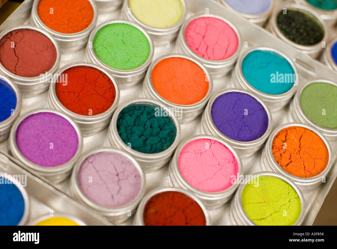 Close-up of power paints in containers Stock Photo - Alamy