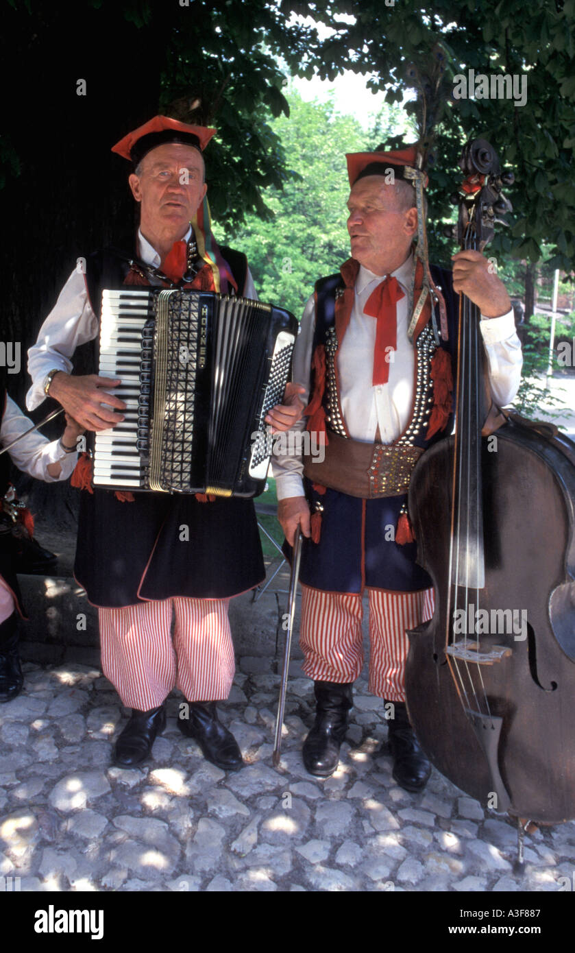 Krakow poland musicians hi-res stock photography and images - Alamy