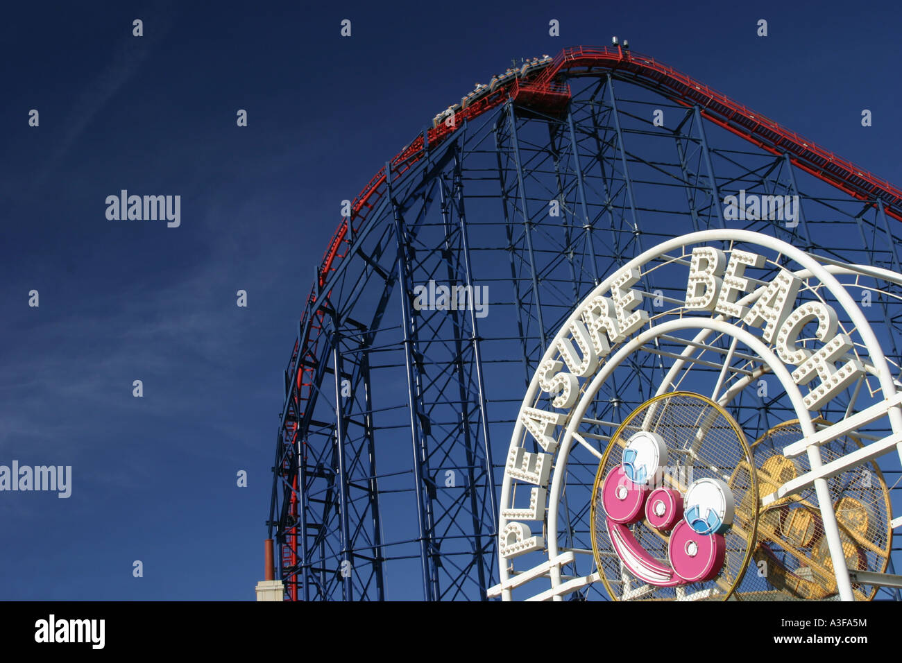 Blackpool pleasure beach sign Stock Photo - Alamy