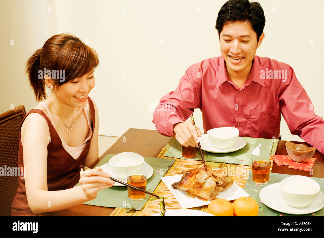 Dining table holding plate chicken hi-res stock photography and images ...