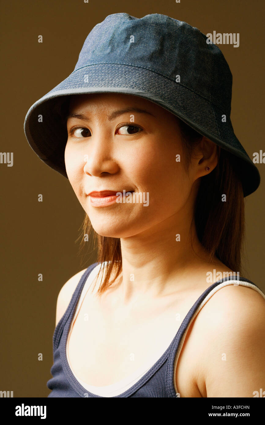 Bucket hat side view hi-res stock photography and images - Alamy