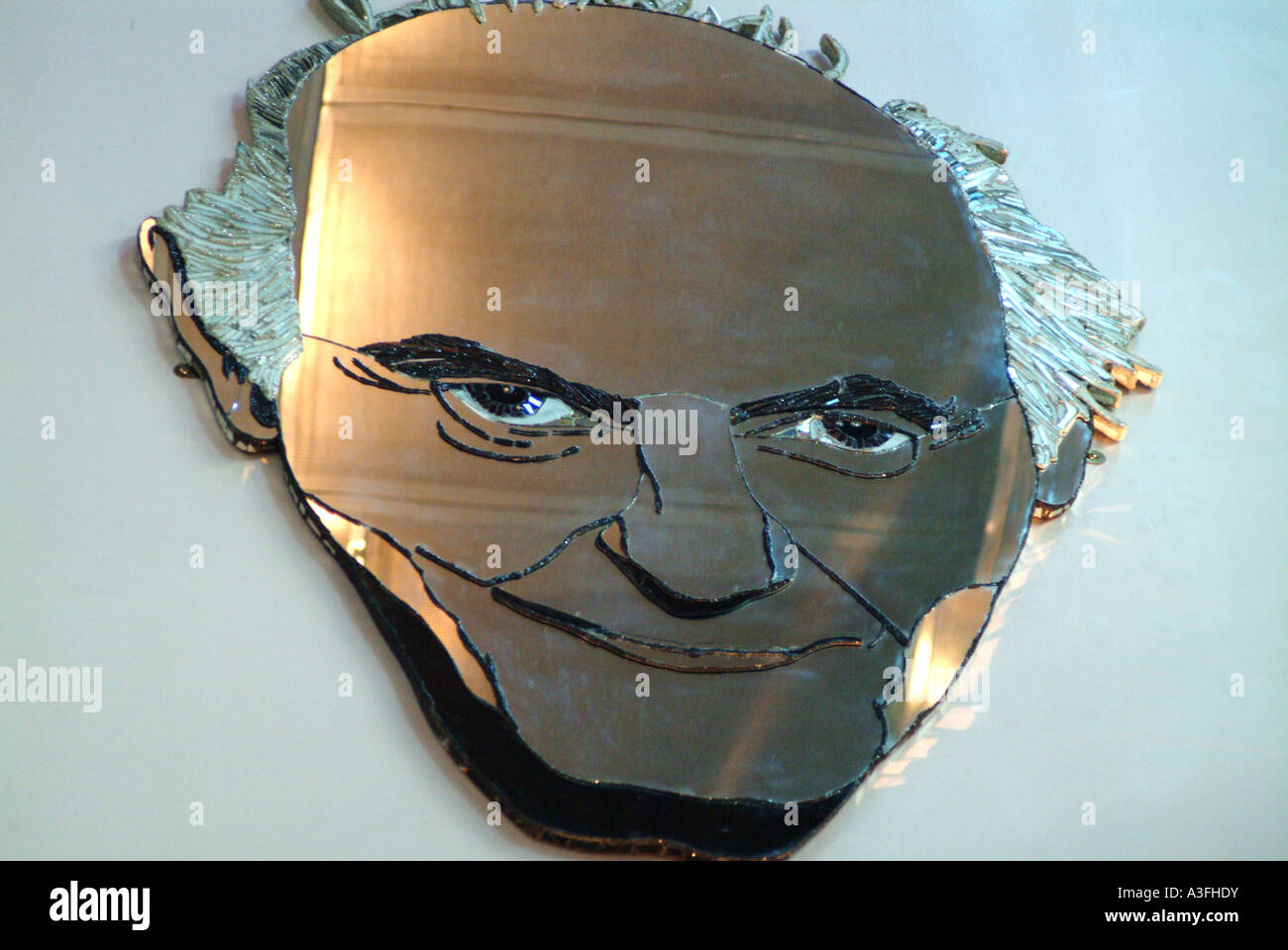 Sir georg solti artwork logan hi-res stock photography and images - Alamy