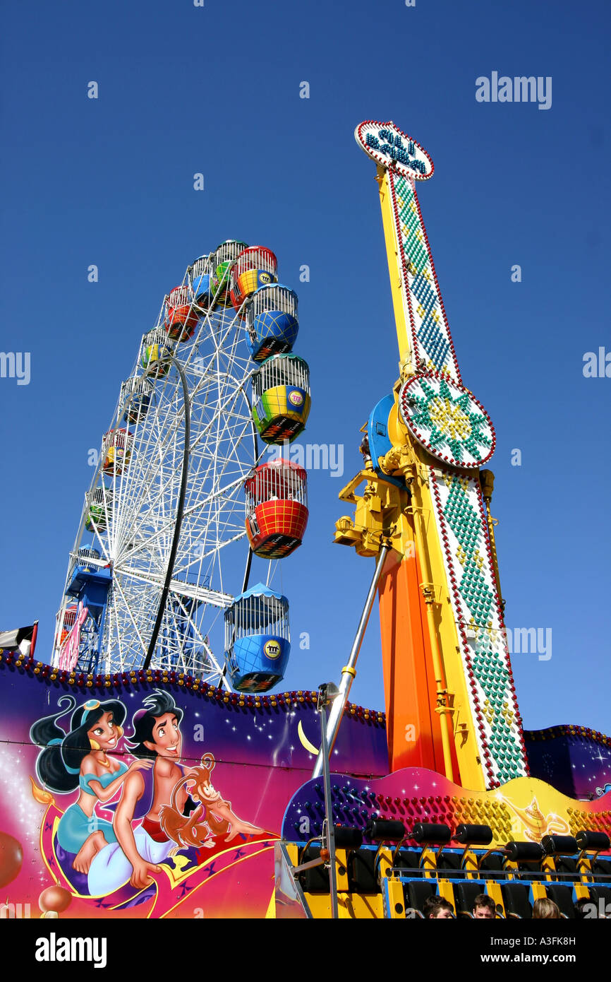 SCARY RIDE FAIRGROUND VERTICAL BAPDB9056 Stock Photo - Alamy
