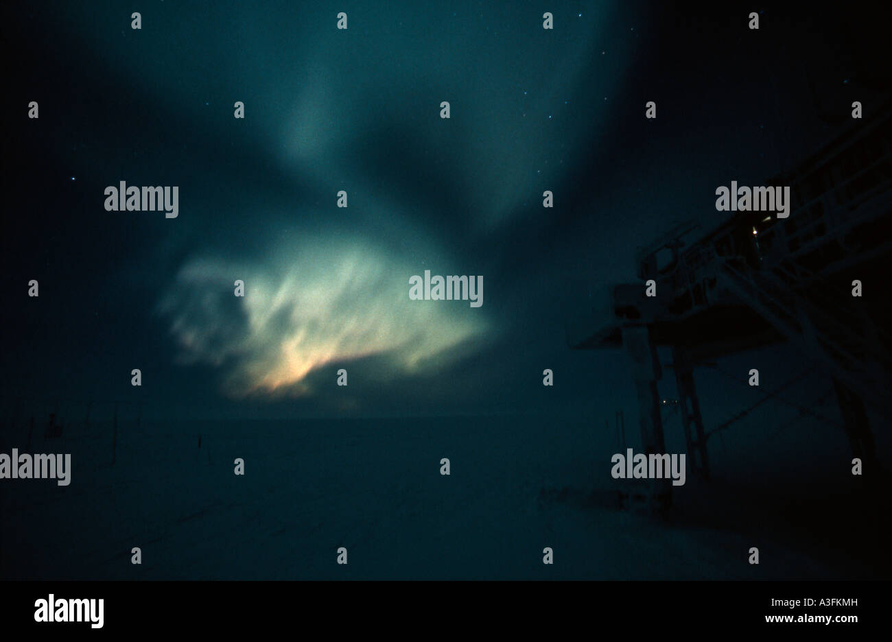 Bright green Southern Lights, Aurora Australis, over Halley Bay ...