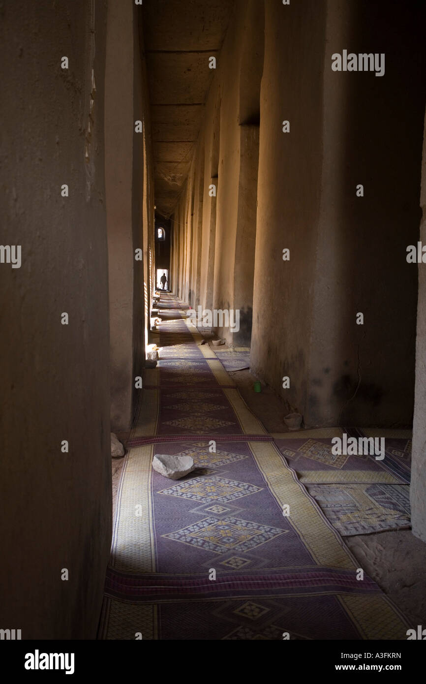 Mosque inside mali hi-res stock photography and images - Alamy