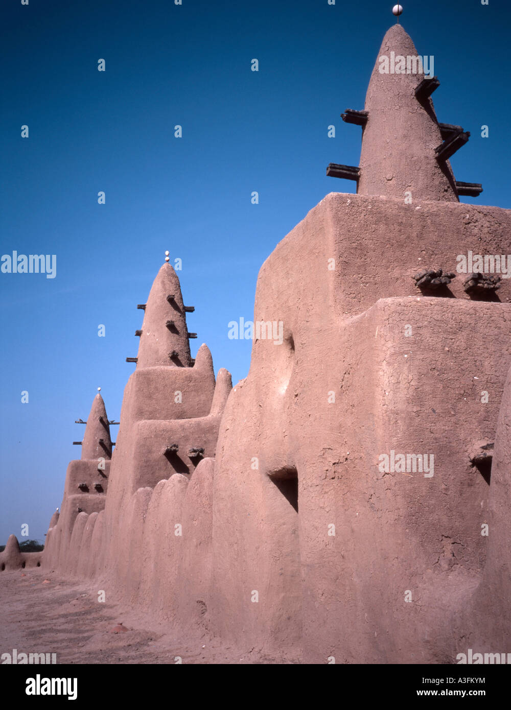Mosque inside mali hi-res stock photography and images - Alamy