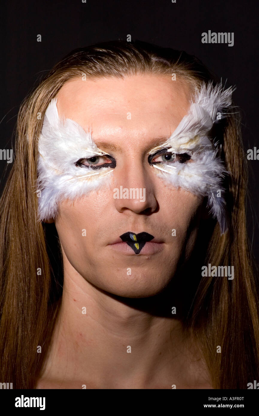 Owl mask hi-res stock photography and images - Alamy