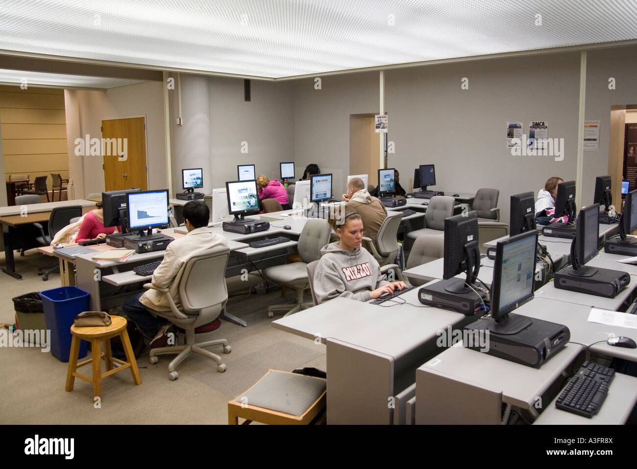 Usa College Students Room High Resolution Stock Photography and Images ...
