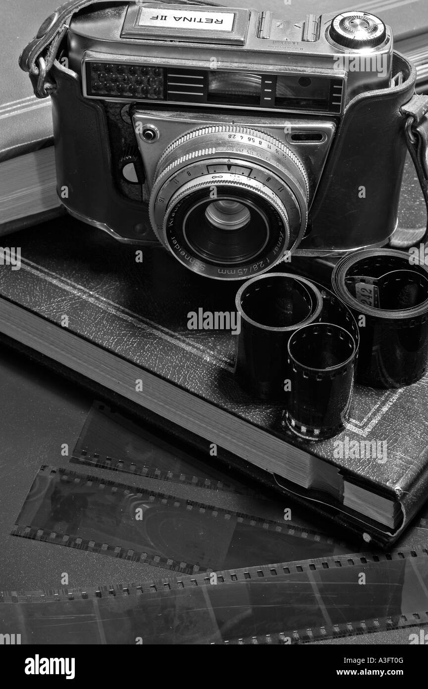 Retina IIF old style rangefinder camera with Schneider lens with strips ...
