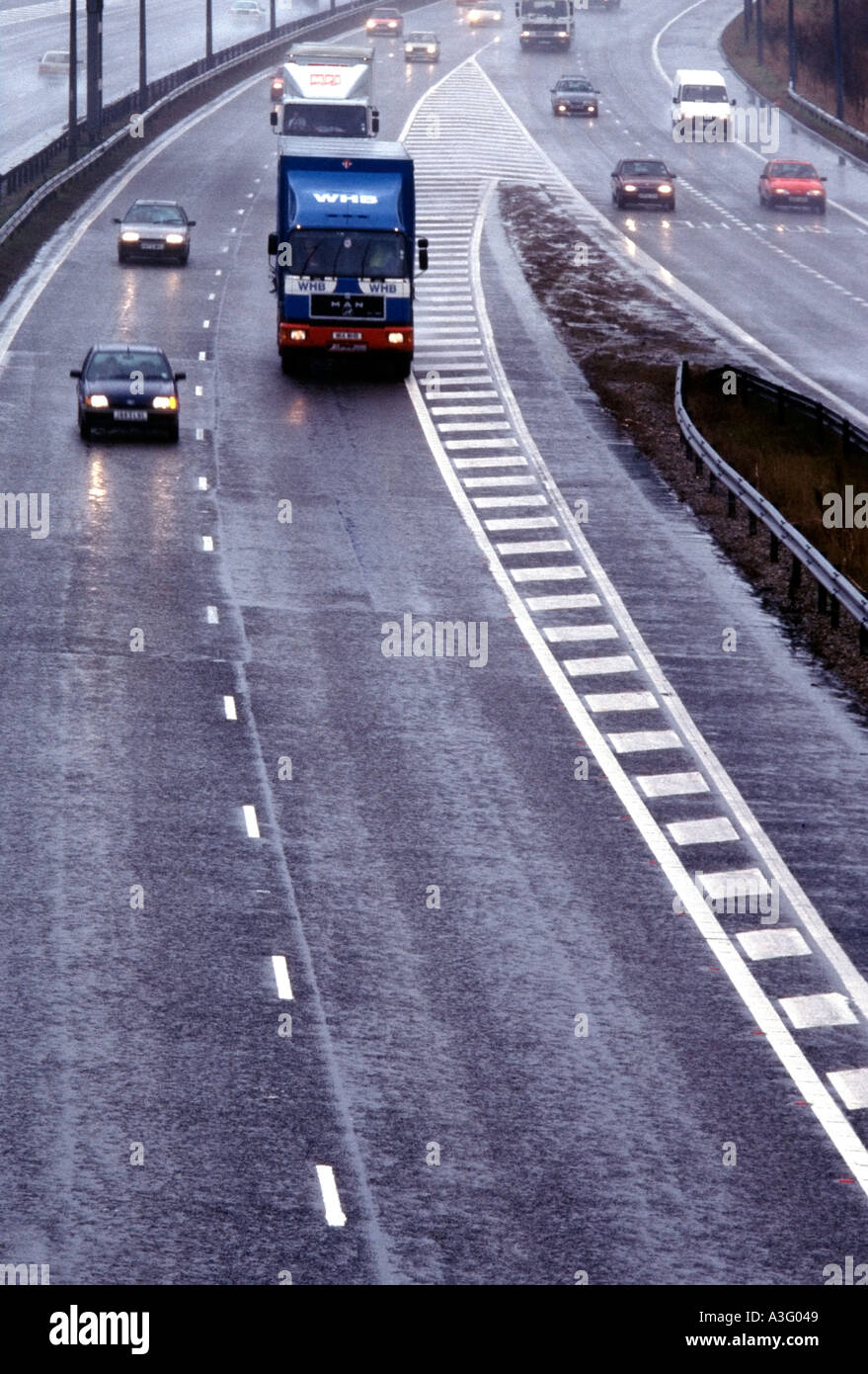 greater outer london m25 motorway m11 interchange in rain Stock Photo ...