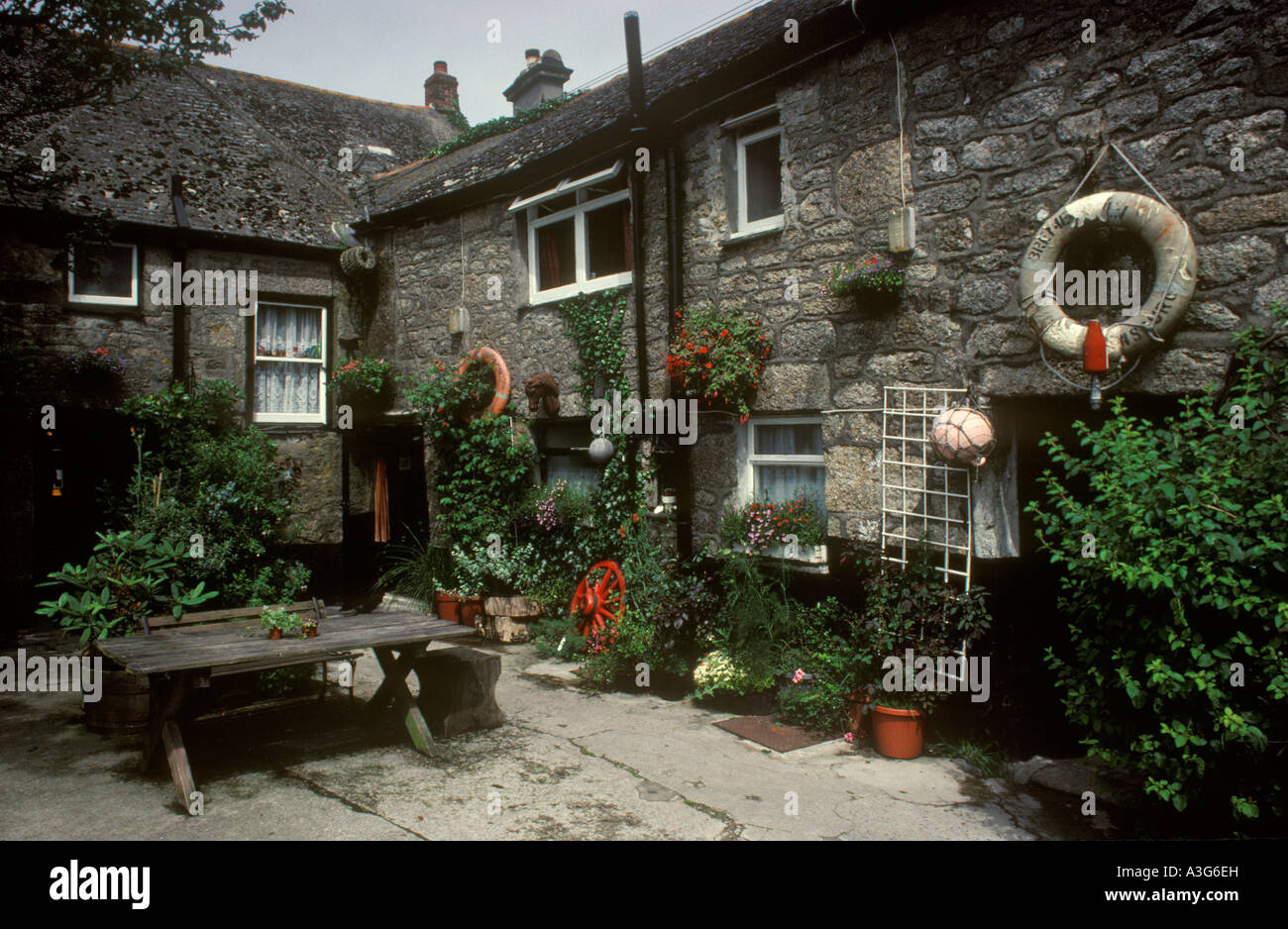 English star hi-res stock photography and images - Alamy