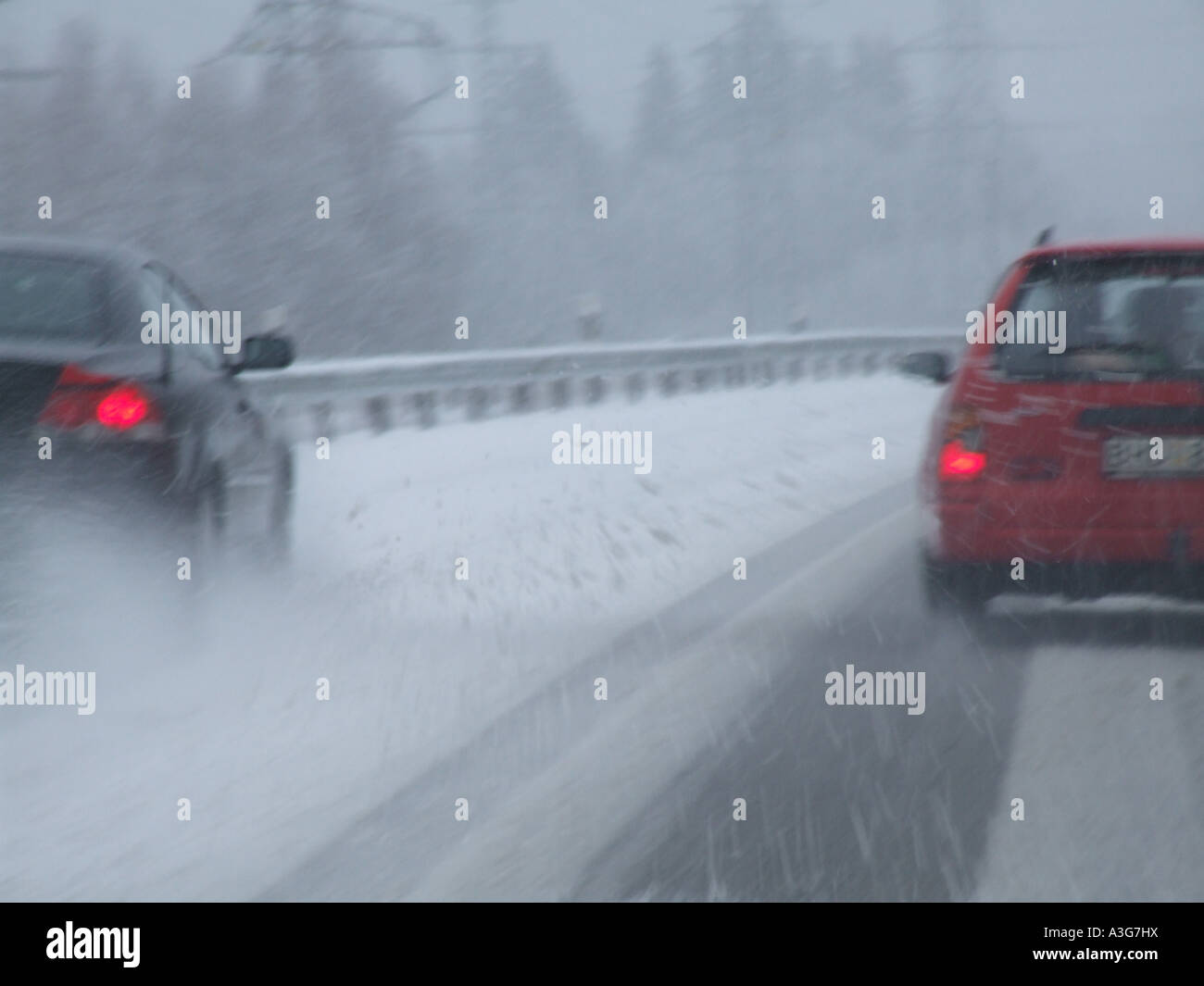 cars driving in heavy snow in sweden Stock Photo - Alamy