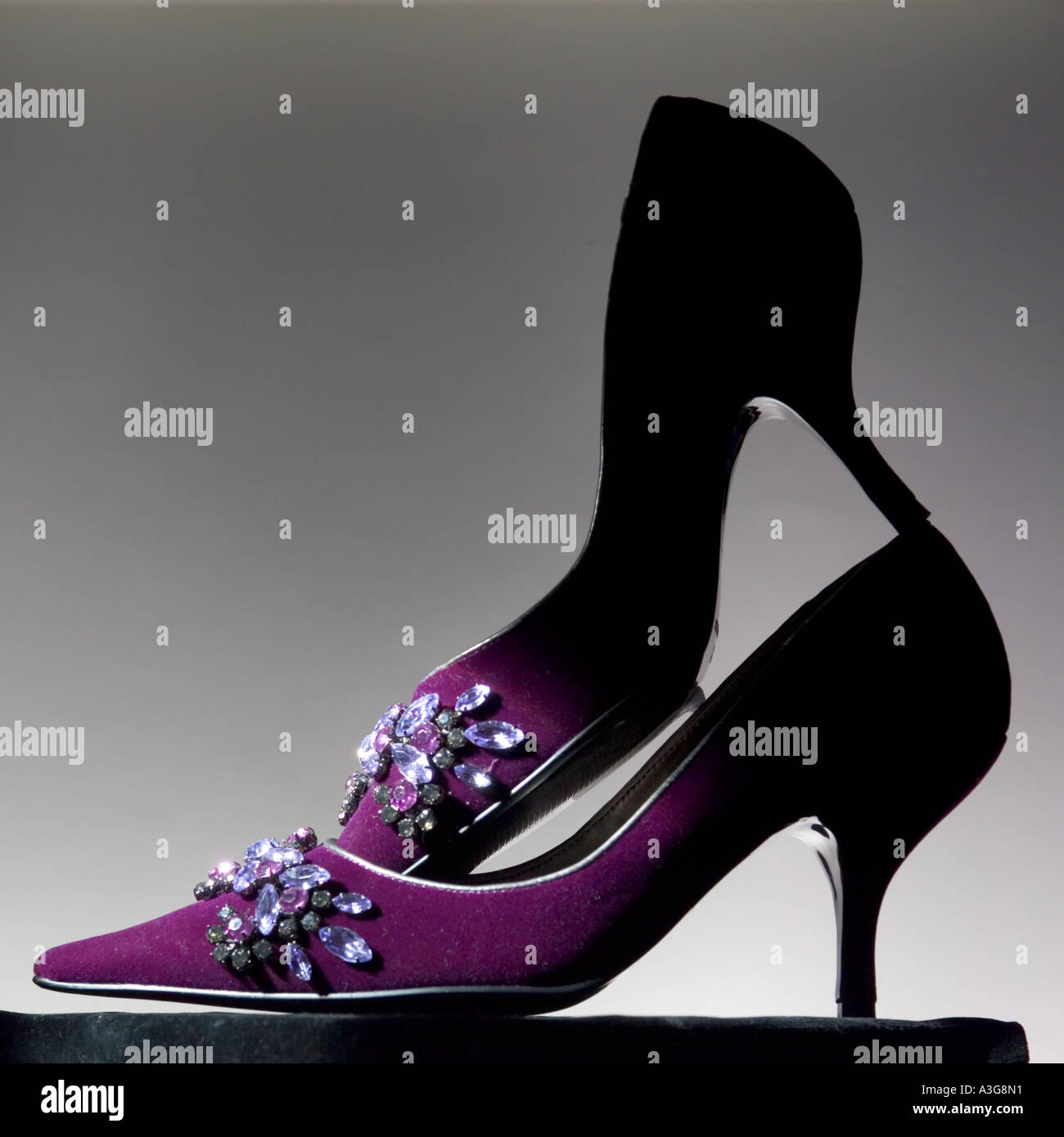 Arty shoes hi-res stock photography and images - Alamy