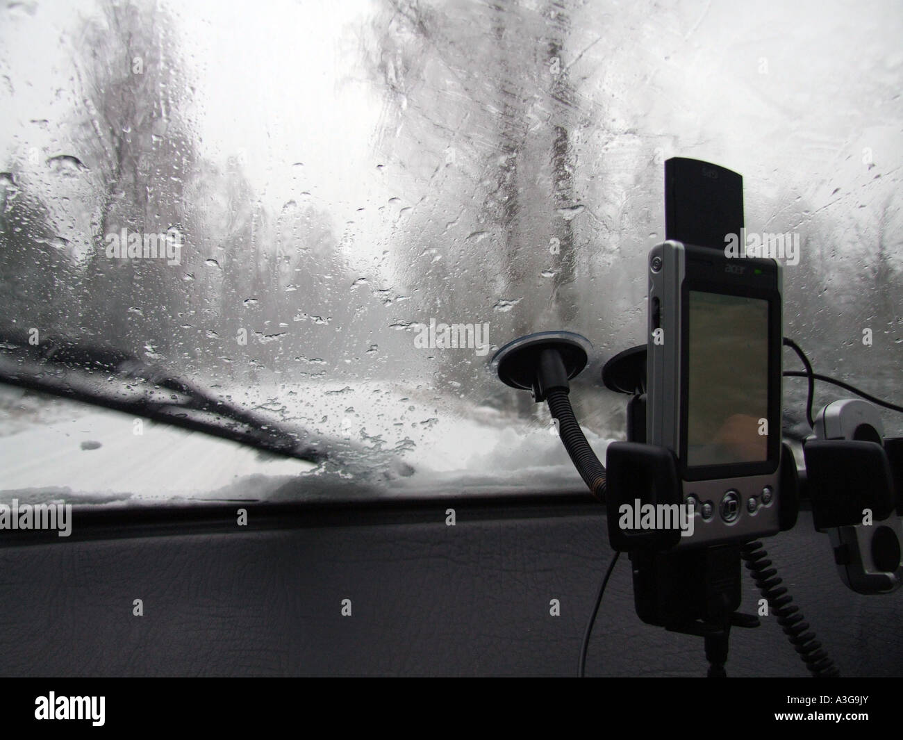 Car navigation weather dash hi-res stock photography and images - Alamy