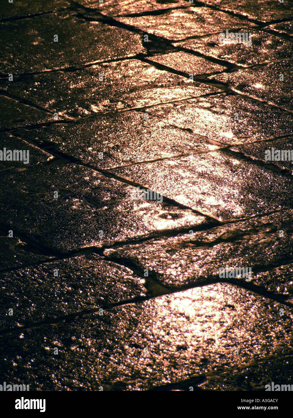 wet pavement at night Stock Photo - Alamy