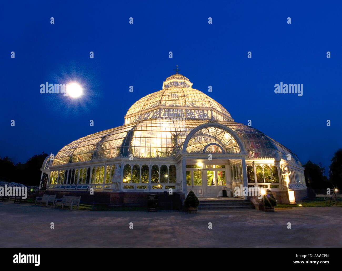 Chinese arch Stock Photo - Alamy