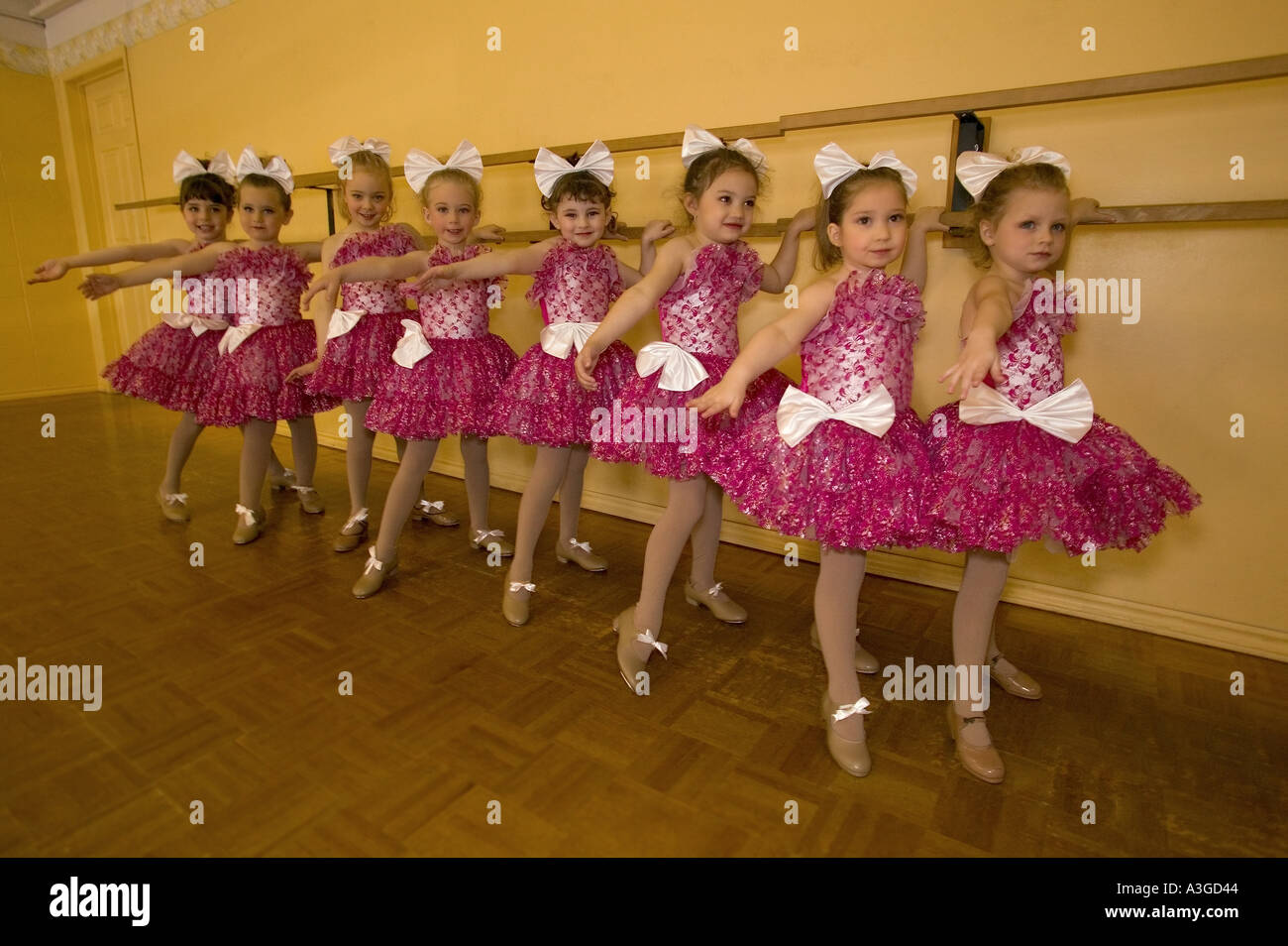 A group of ballerinas Stock Photo - Alamy