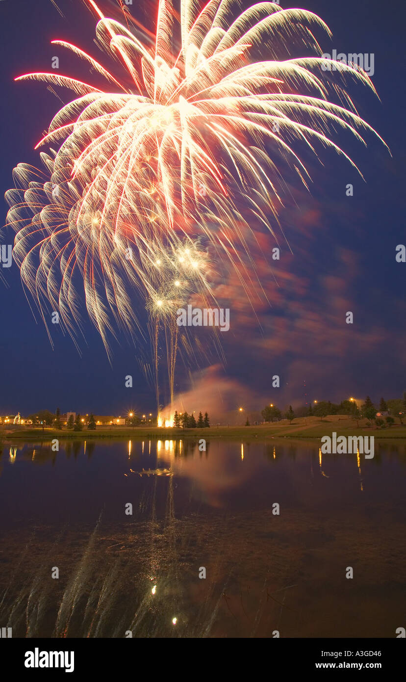 Celebrating occasions hi-res stock photography and images - Alamy