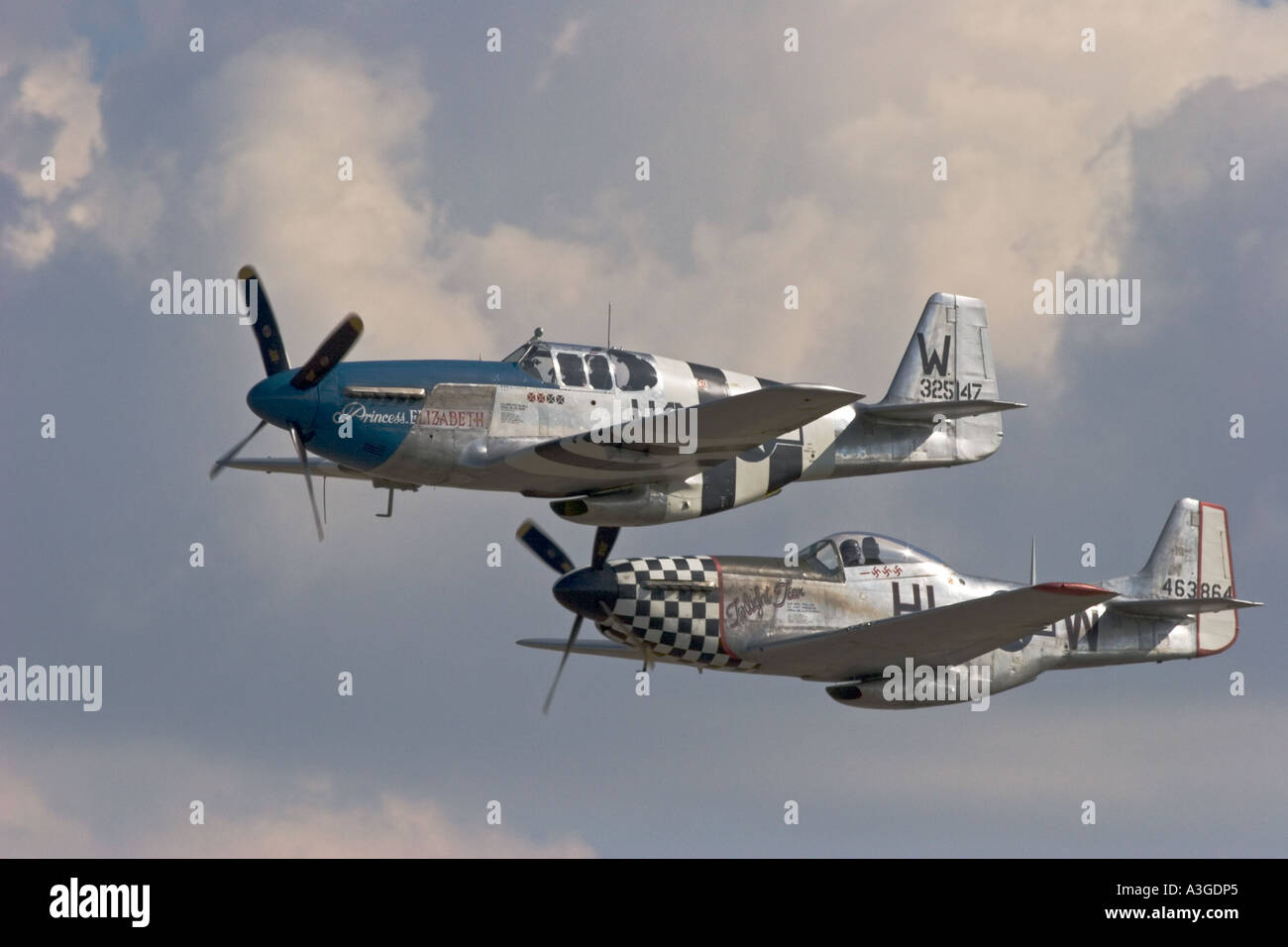 P51 mustangs hi-res stock photography and images - Alamy