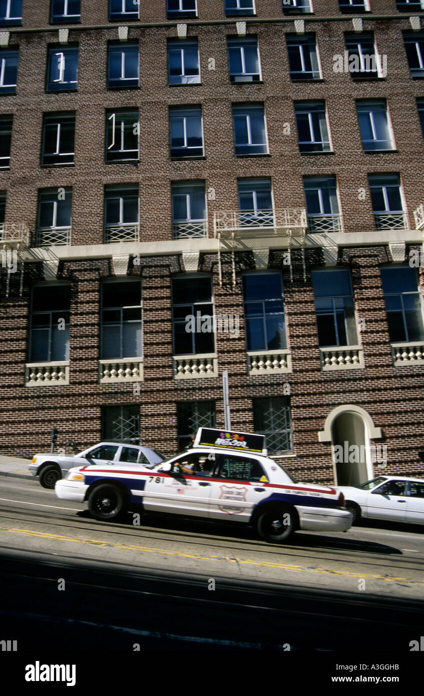 San francisco sloping street hi-res stock photography and images - Alamy