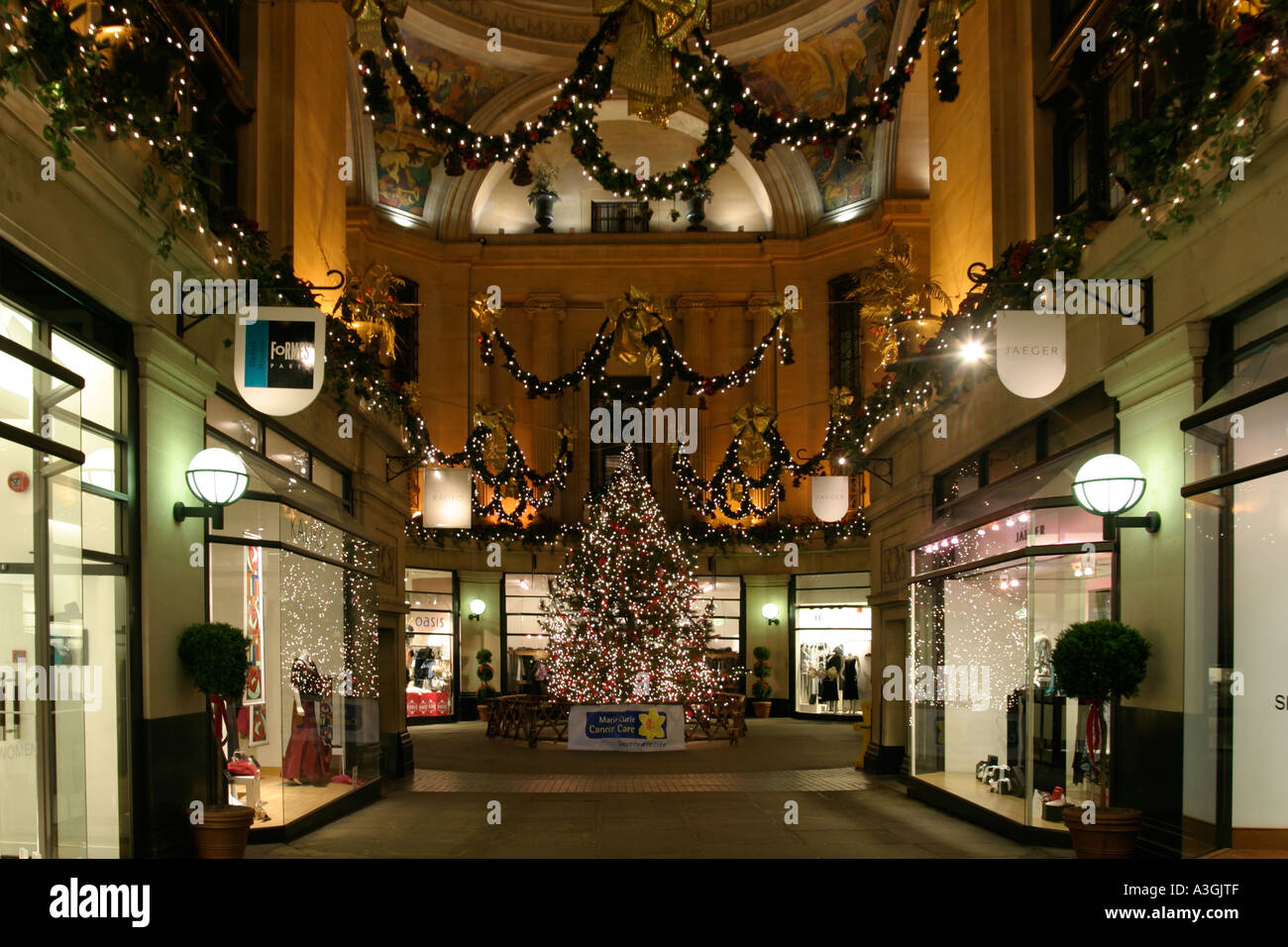 Exchange Arcade Nottingham High Resolution Stock Photography and Images ...
