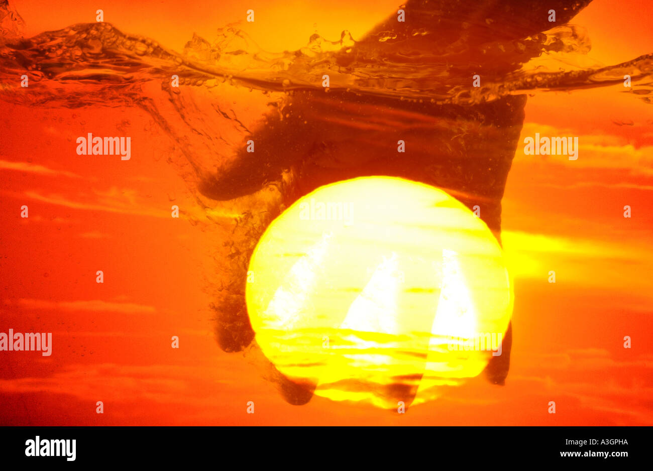 Hand reaching underwater hi-res stock photography and images - Alamy