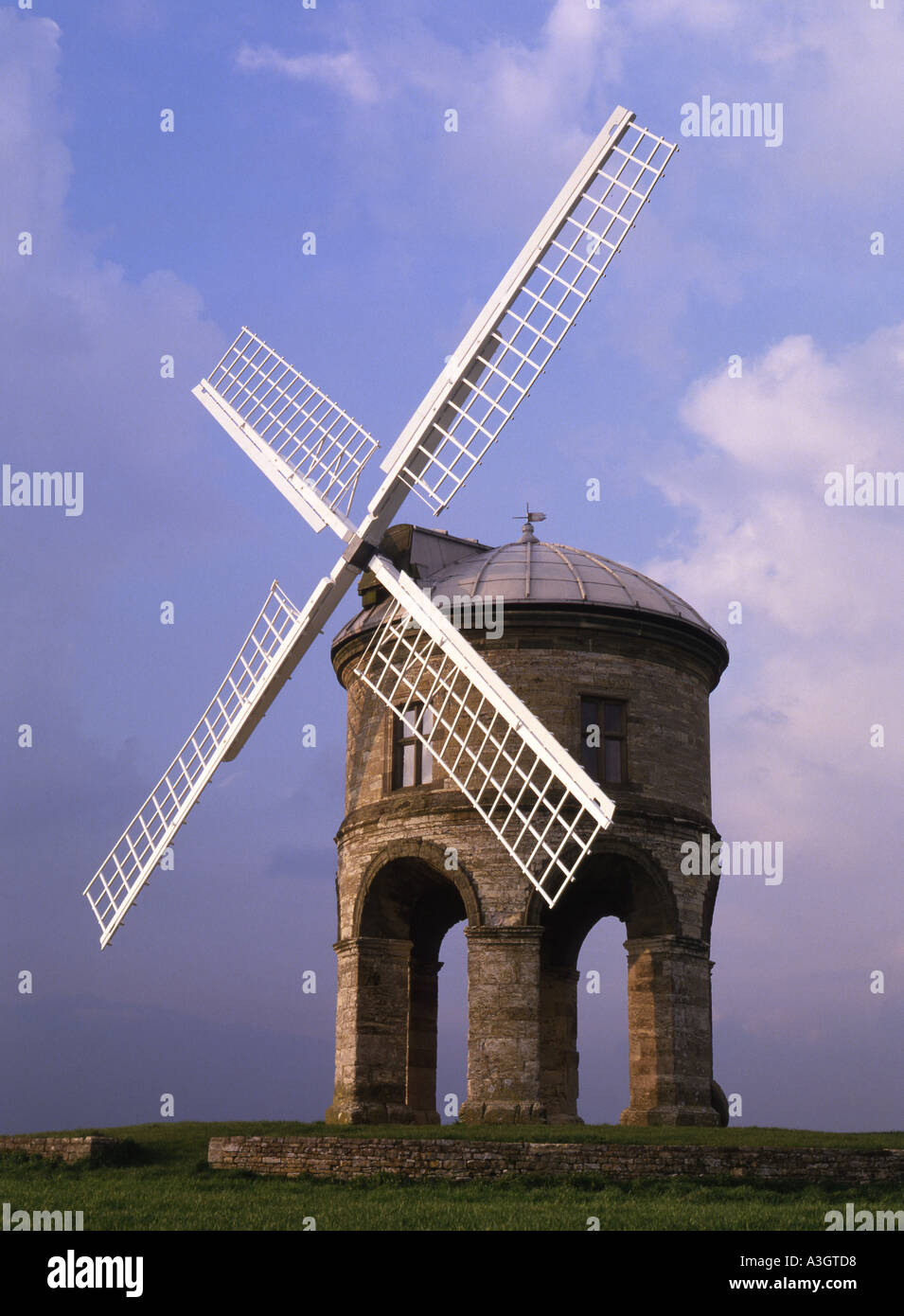 Chesterton Mill in Warwickshire Stock Photo - Alamy