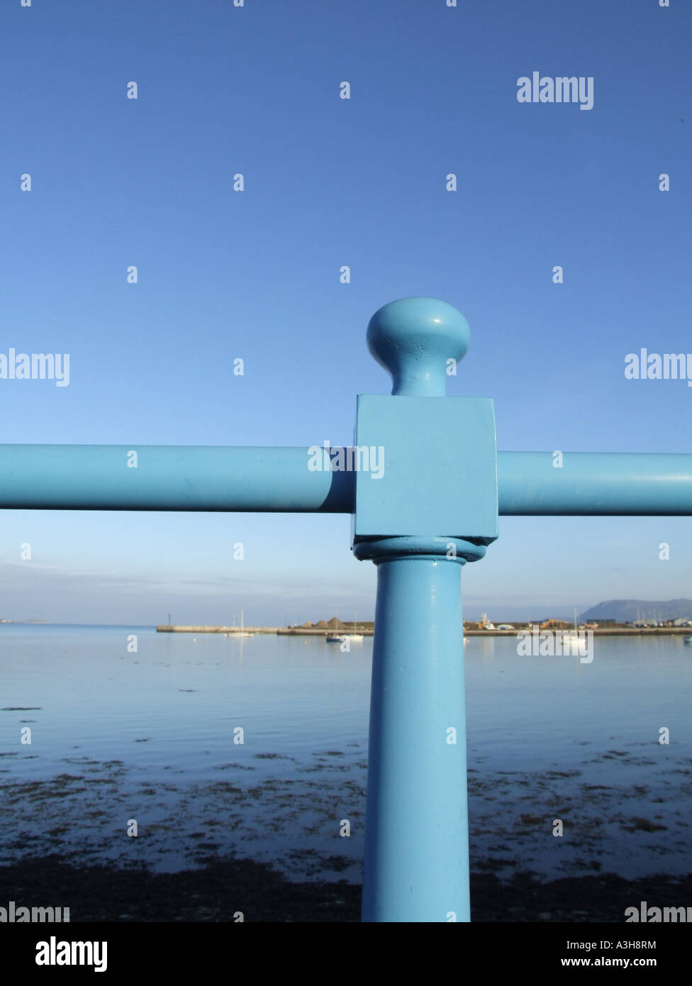 Wrought iron railings on pier hi-res stock photography and images - Alamy