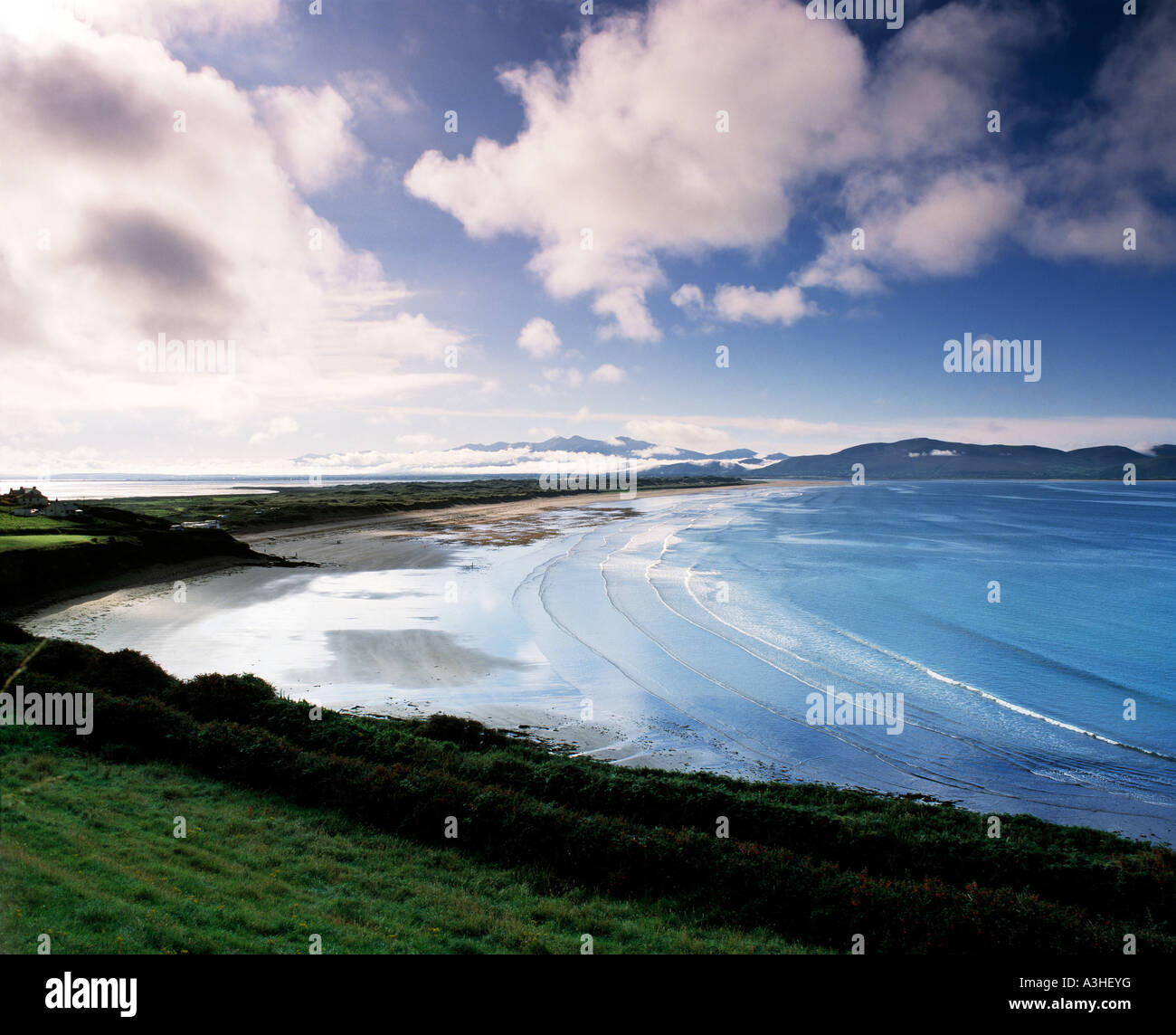 Sand spit ireland hi-res stock photography and images - Alamy