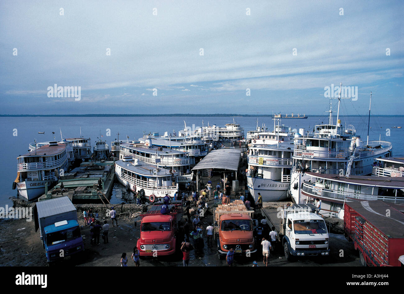 amazon river port of manaus state of amazonas brazil Stock Photo - Alamy