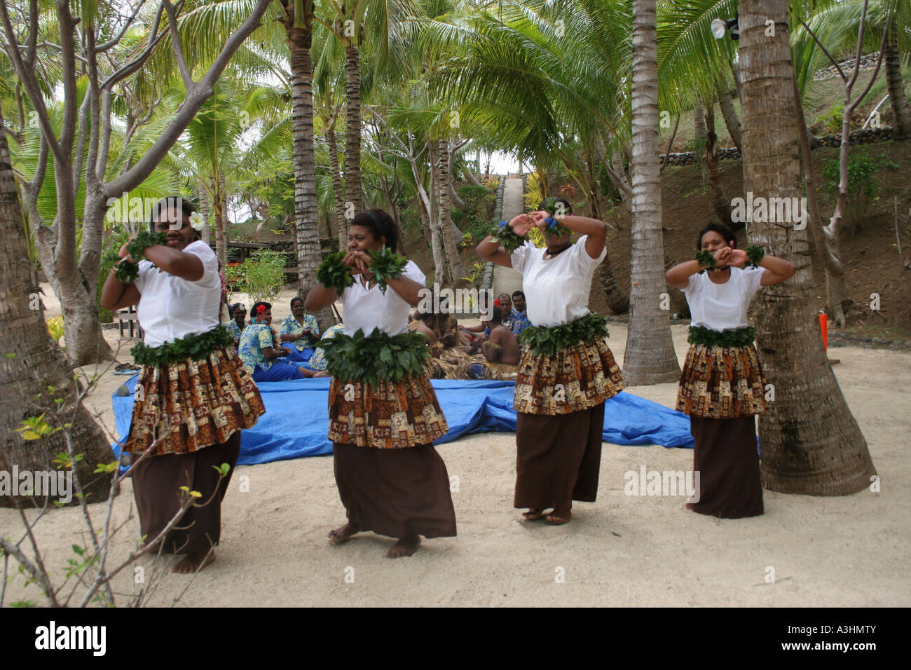 Meke dance fiji hi-res stock photography and images - Alamy