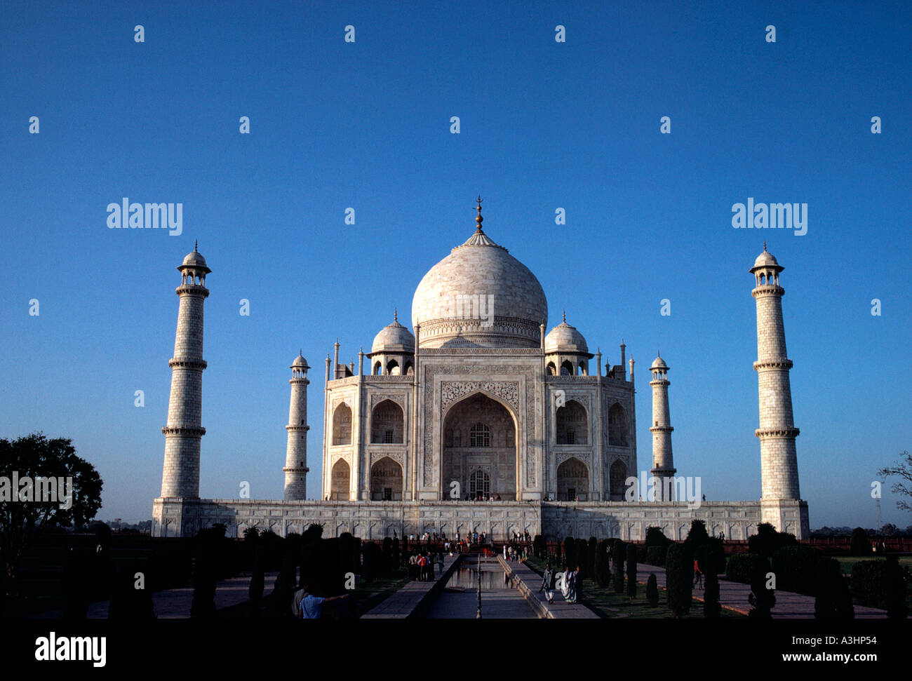 Taj mahal geometry hi-res stock photography and images - Alamy