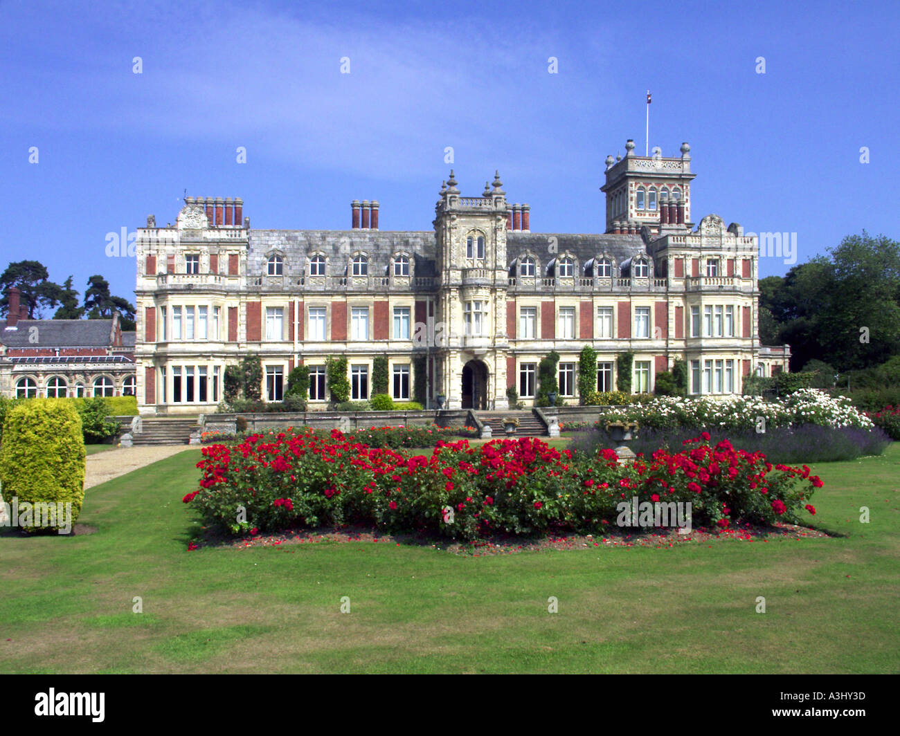 Victorian country mansion hi-res stock photography and images - Alamy