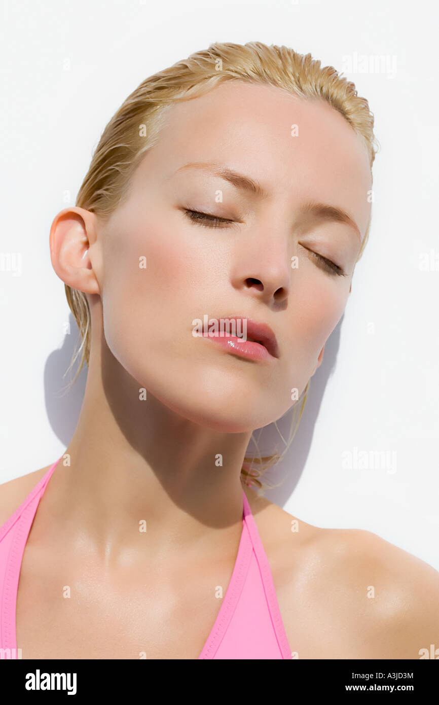 Sunbathing style hi-res stock photography and images - Alamy