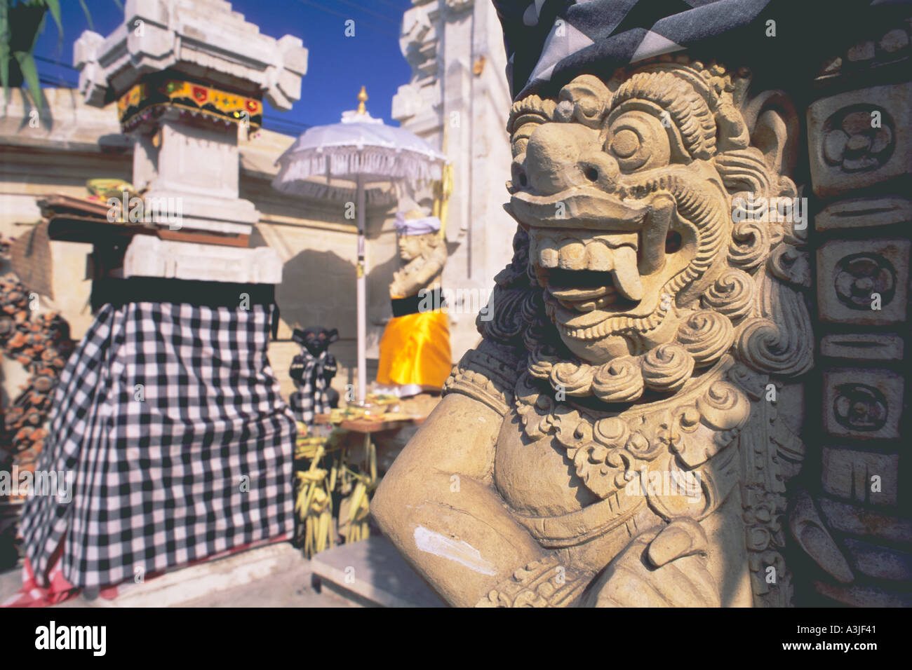 Roadside Temples High Resolution Stock Photography and Images - Alamy
