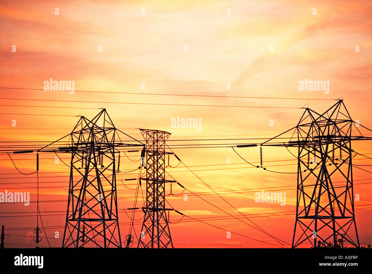 Electrical towers hi-res stock photography and images - Alamy