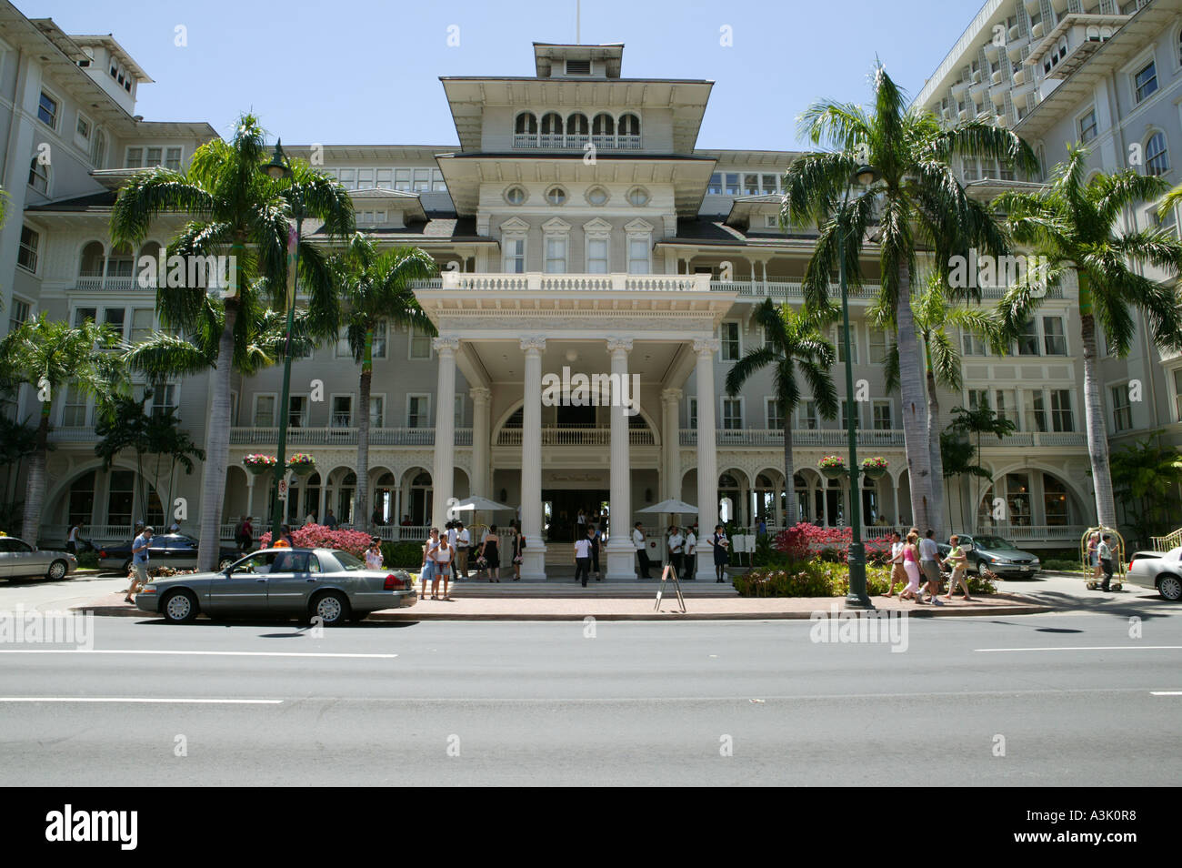 The moana surfrider hi-res stock photography and images - Alamy