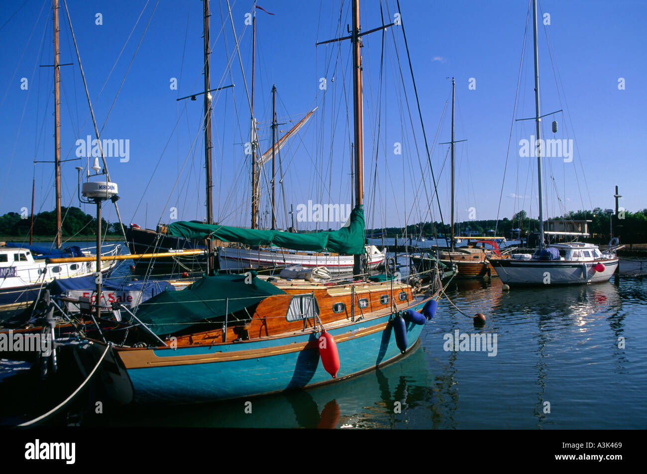 Boats river Deben Woodbridge Suffolk England Stock Photo - Alamy