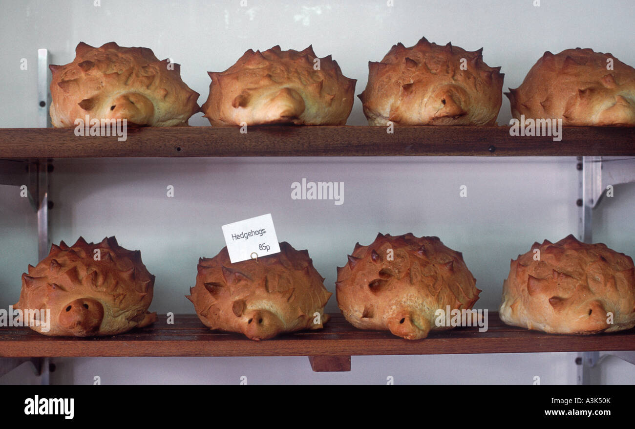 Old fashioned bread shop hi-res stock photography and images - Alamy