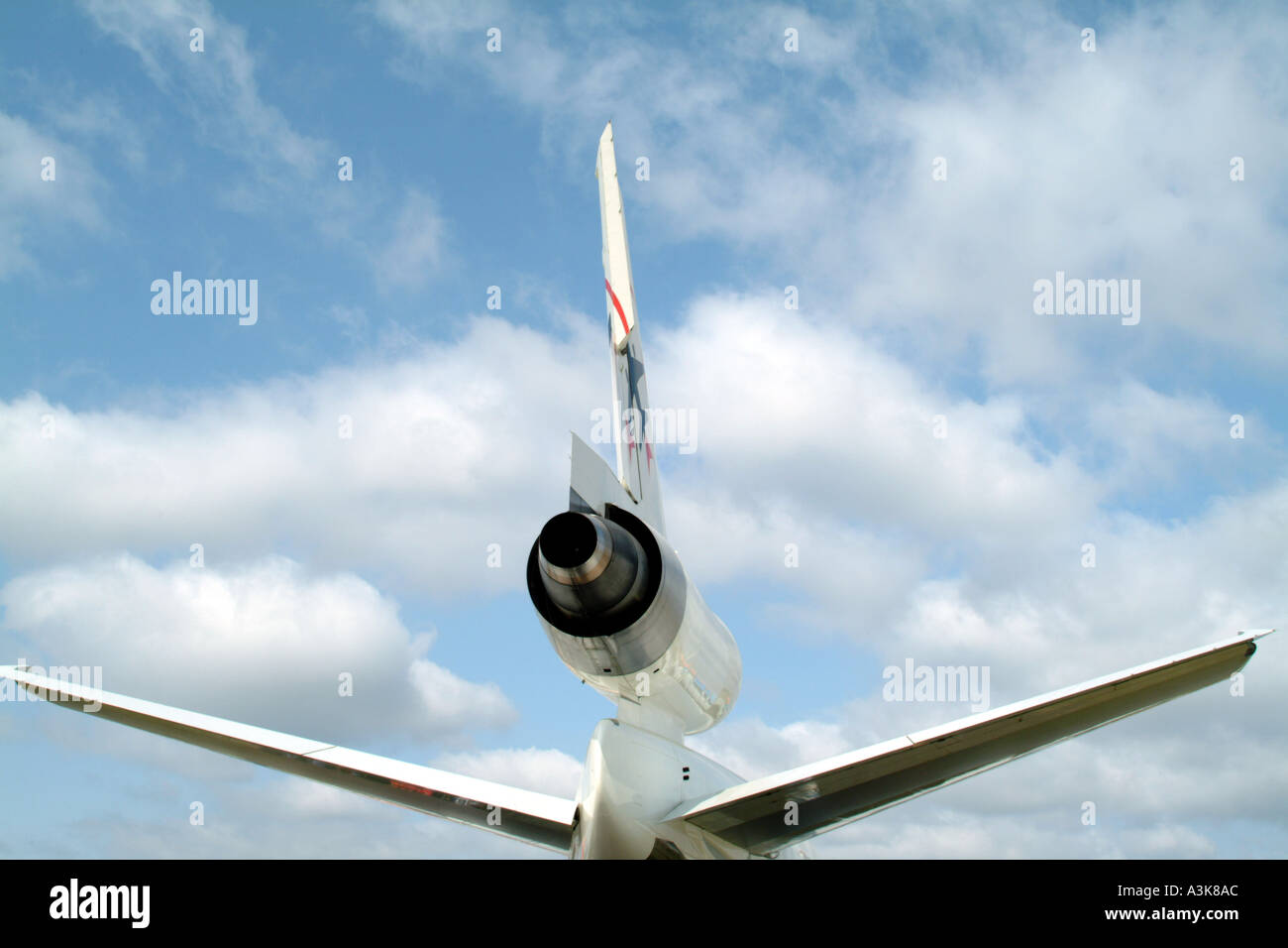Flight Refuelling DC10 Global Airtanker USA Stock Photo - Alamy